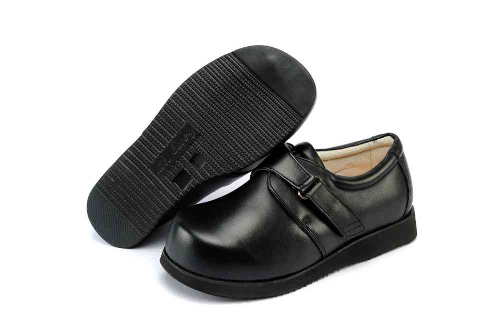 Apis Mt. Emey 9106 Women's Triple Depth Casual Shoe | Extra Wide